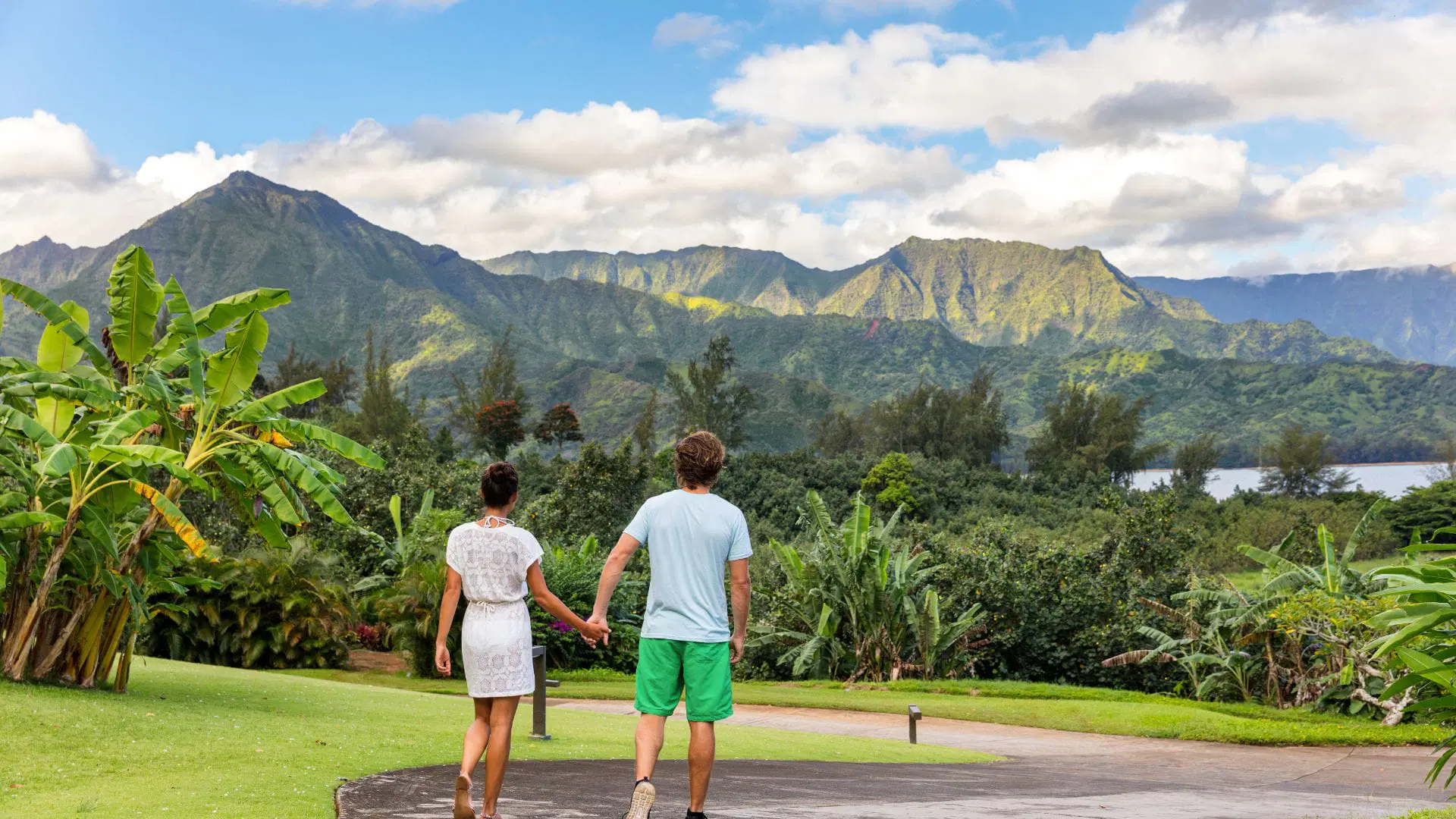 February in Hawaii: Celebrate Love and Adventure (Updated 2024 ...
